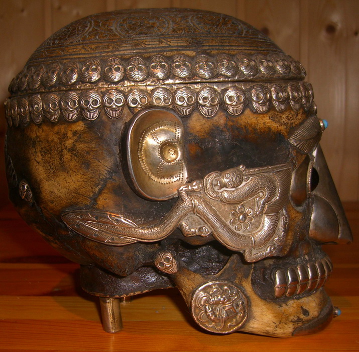 FULL KAPALA LOCATED IN EUROPE - Tantrism